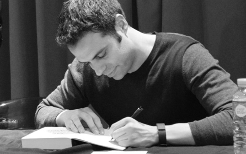 David B. Gil – Sitio oficial del escritor David B. Gil